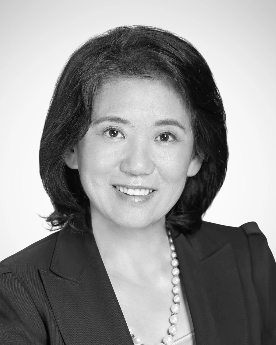 Rachel Zhang, CFP®, CFA® - Rockefeller Capital Management
